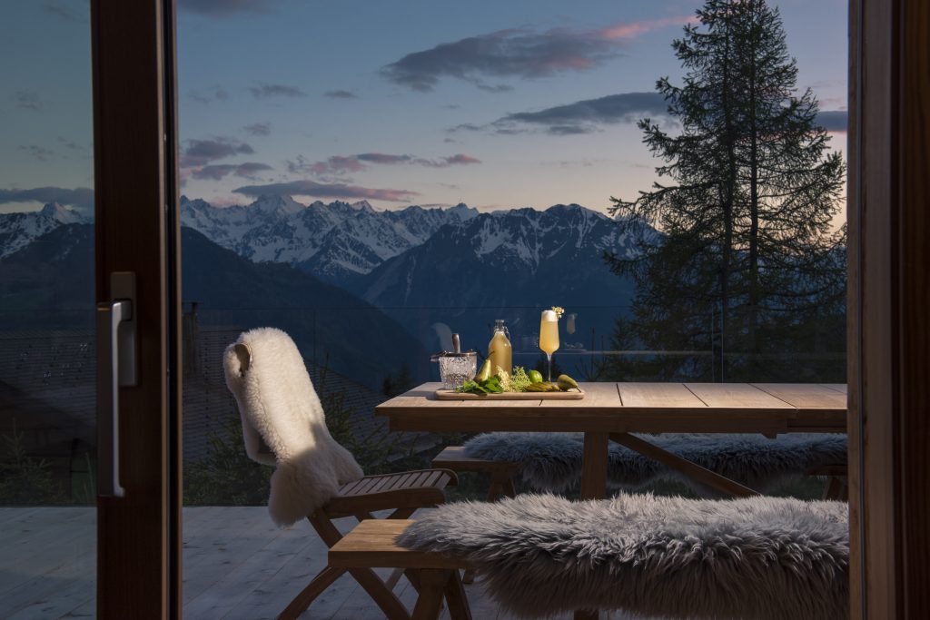 Alpine-inspired spring cocktail for the weekend